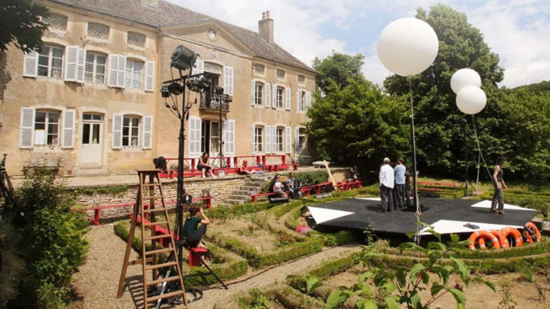 "L'arme du rire" à la Maison Jacques Copeau | Théâtre national de ...